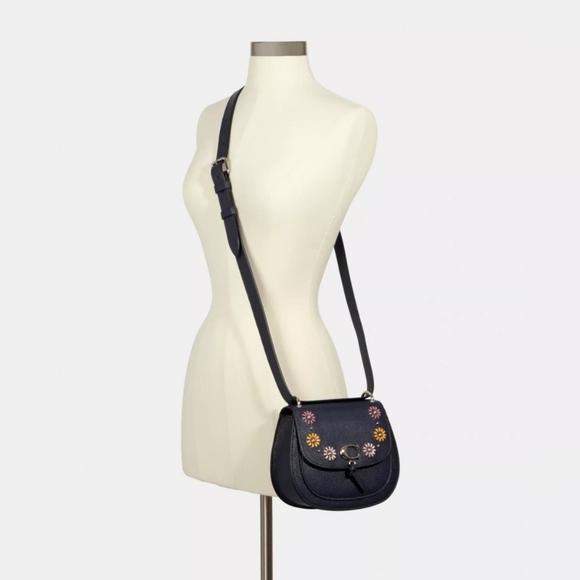 Coach | Bags | Coach Remi Saddle Bag With Whipstitch Daisy Applique ...